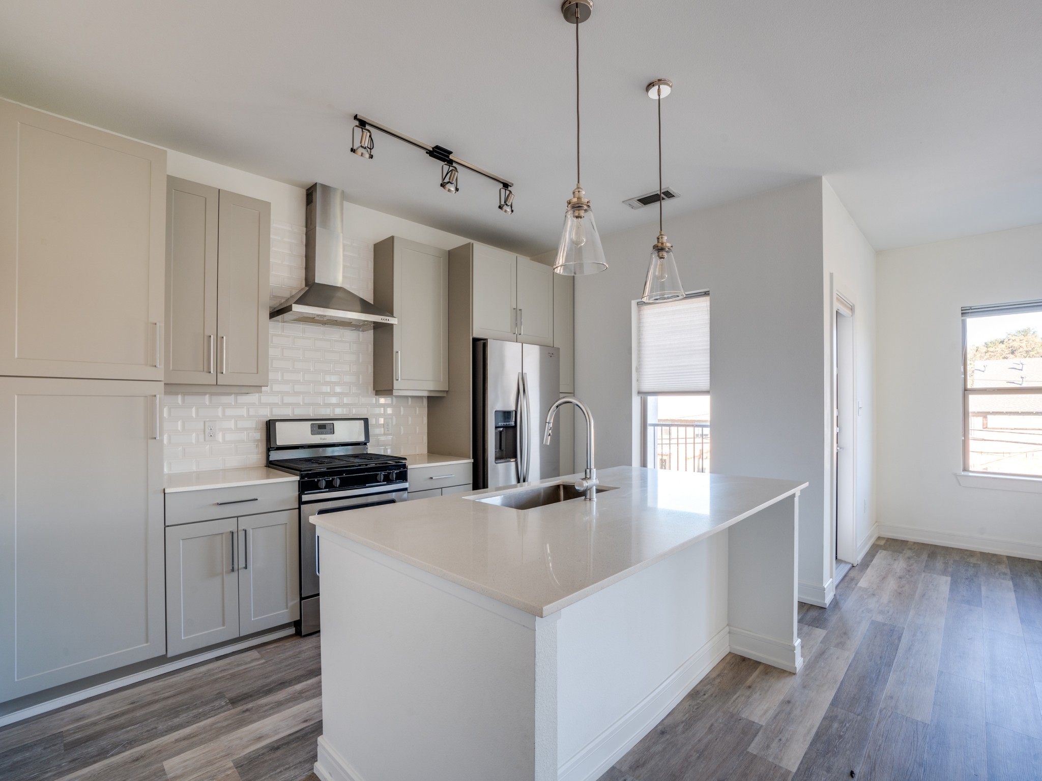 Home [benderpm.managebuilding.com]